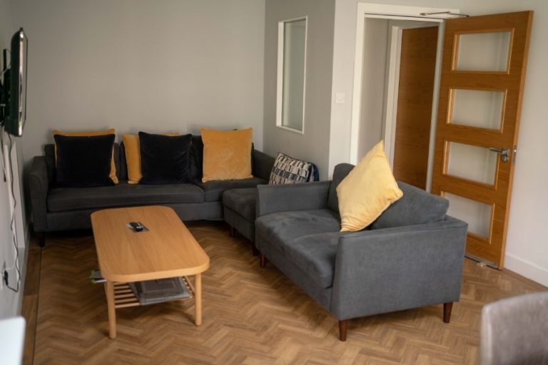 Supported Living Services | Developing Lives Services